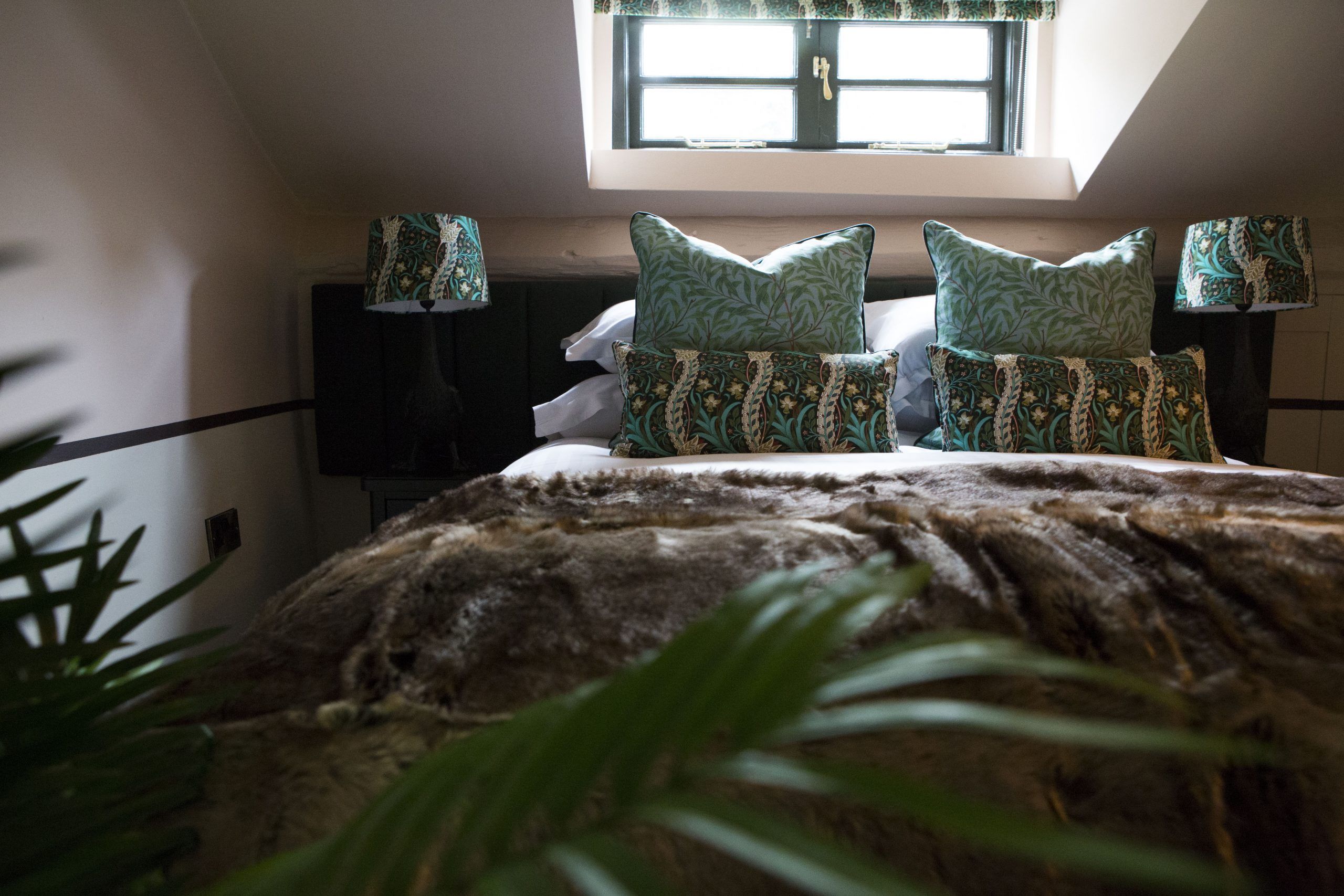 Historic 17th Century Inn with Rooms near Cartmel, Windermere and Bowness